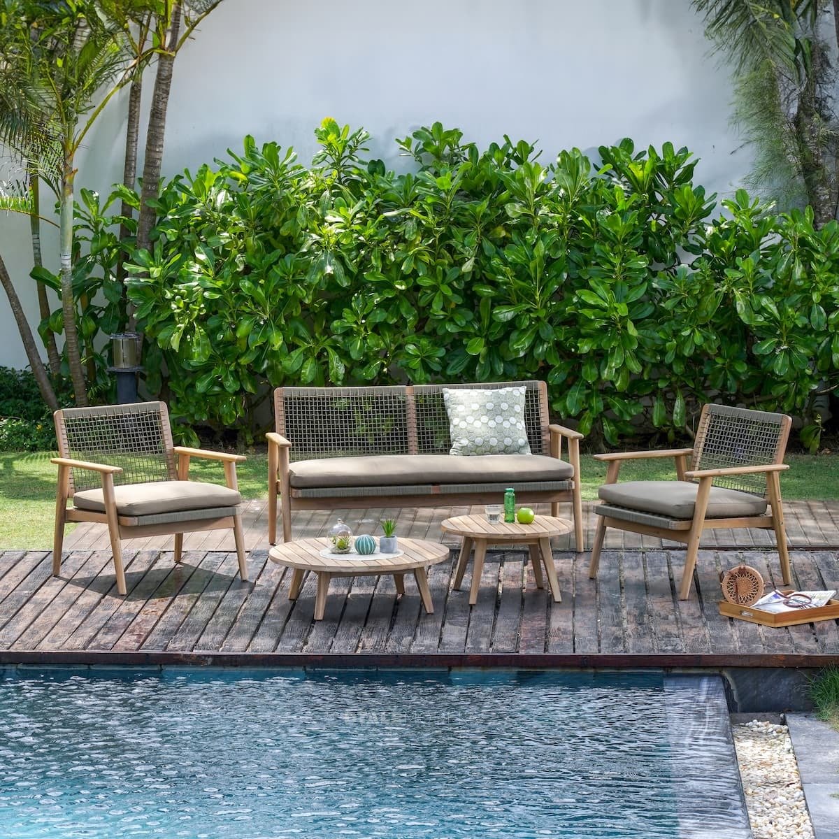 Buy Davyn Outdoor Lounge Chair Online in India - Dtale Modern