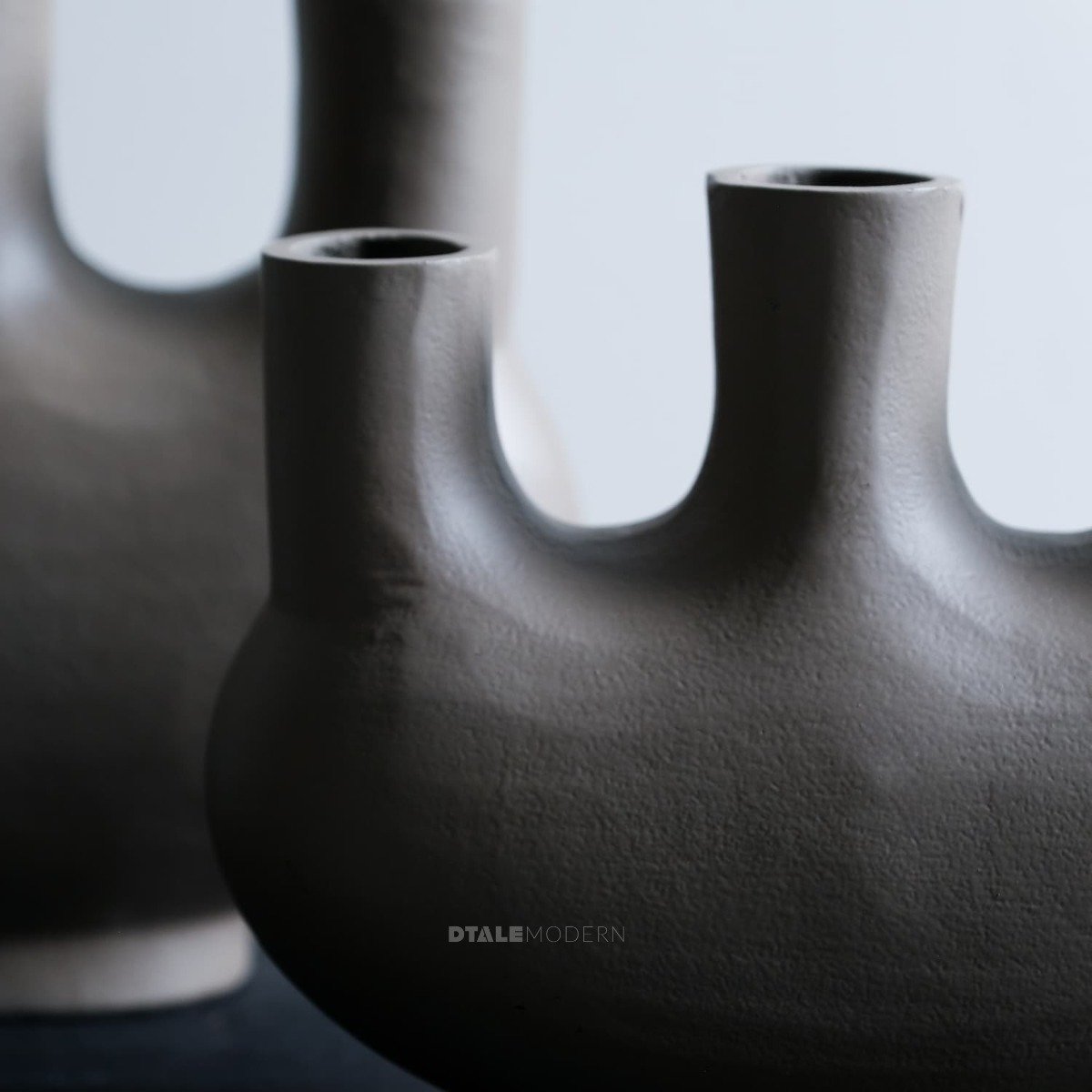 Buy Iva Metal Vase (Set of 2) Online in India - Dtale Modern