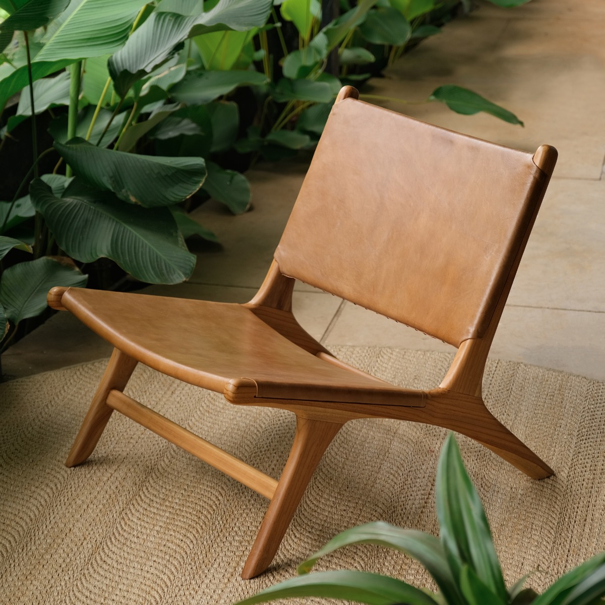 Buy Solis Leather Easy Chair Online in India - Dtale Modern